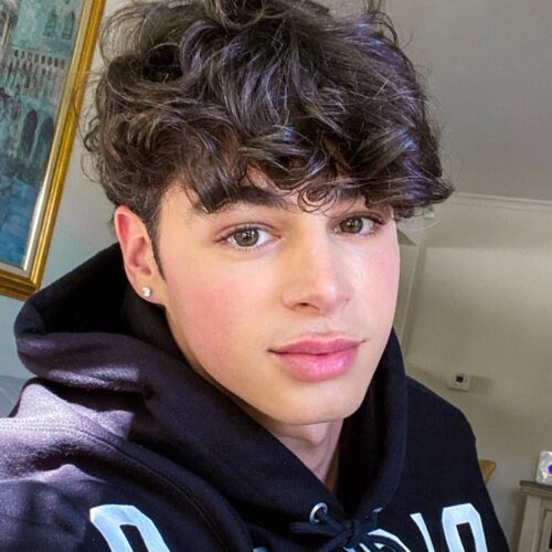 Top 15 des influenceurs gay de voyage sur TikTok